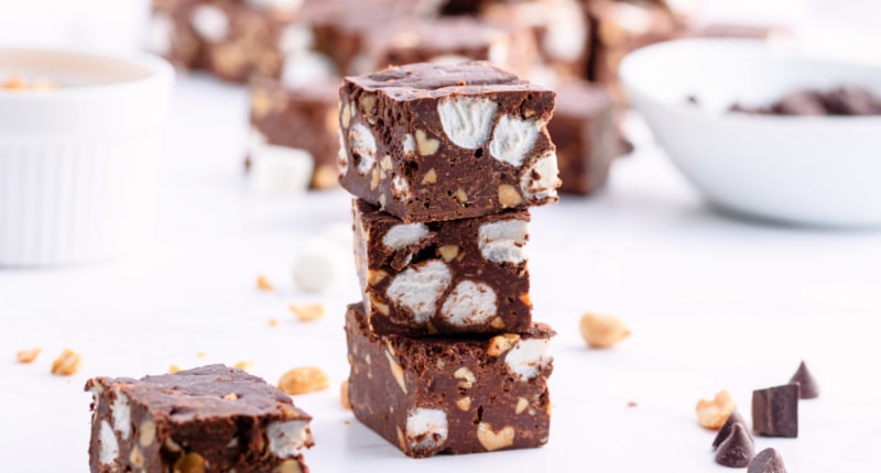 Rocky Road Fudge - Recipe Girl