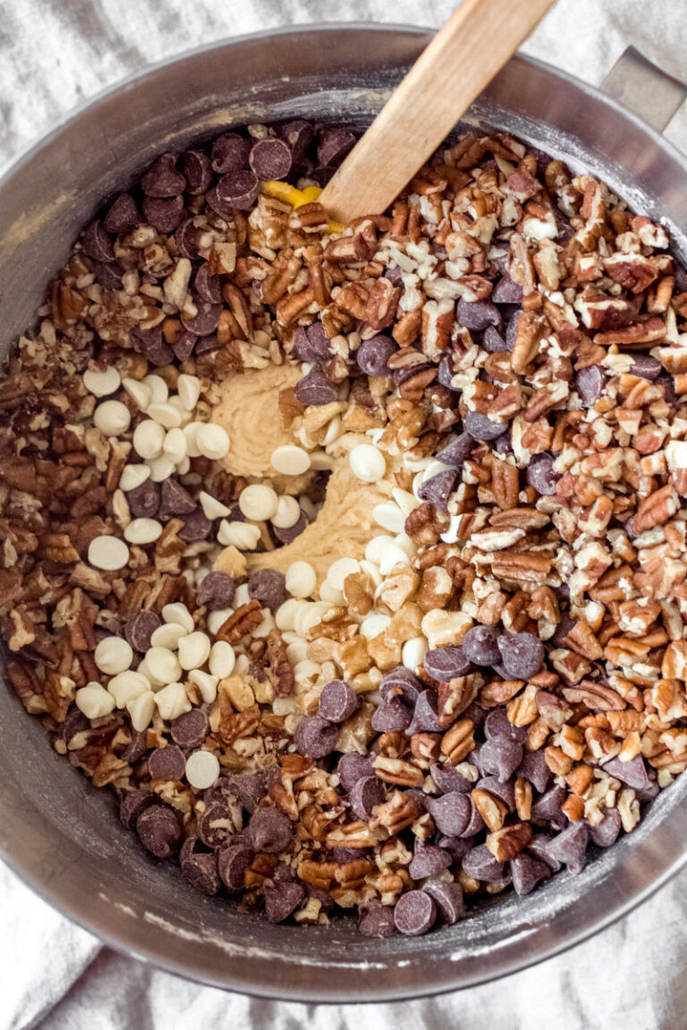 Chocolate Chip Overload Cookies - Recipe Girl