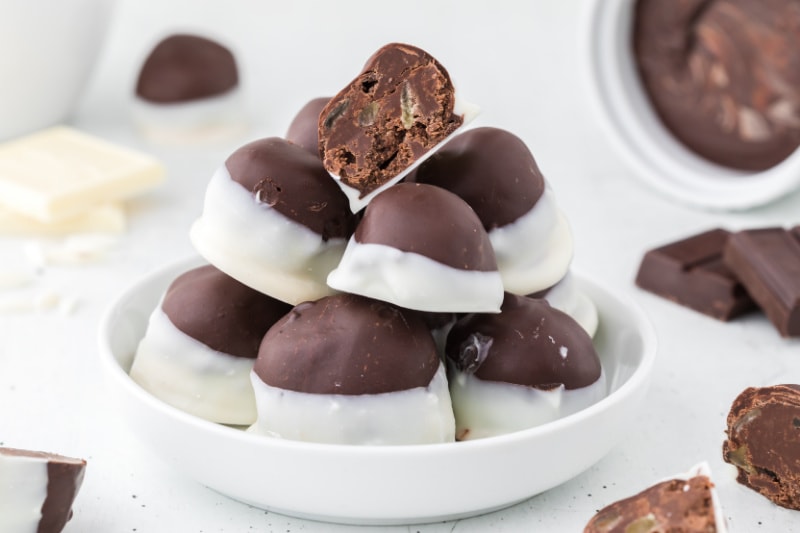 Gingerbread Truffles - Recipe Girl