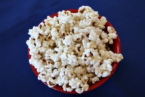 How to Pop Popcorn on the Stove - Recipe Girl