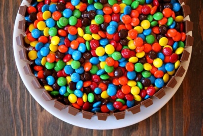 Kit Kat Cake - Recipe Girl