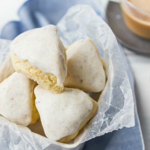 Copycat Starbucks Vanilla Bean Scones