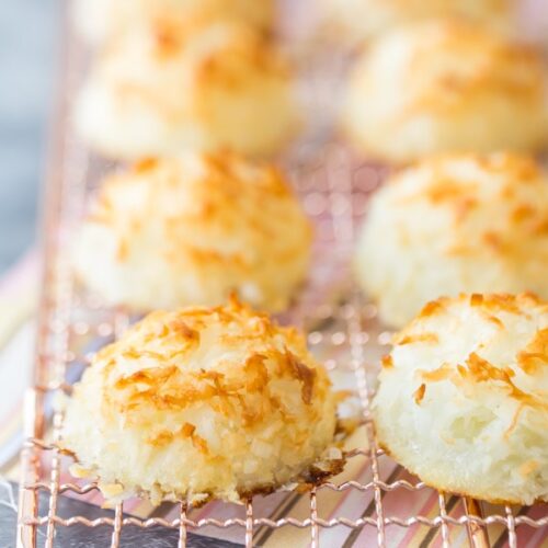 Easy Coconut Macaroons - Recipe Girl