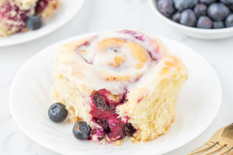Blueberry Sweet Rolls - Recipe Girl®