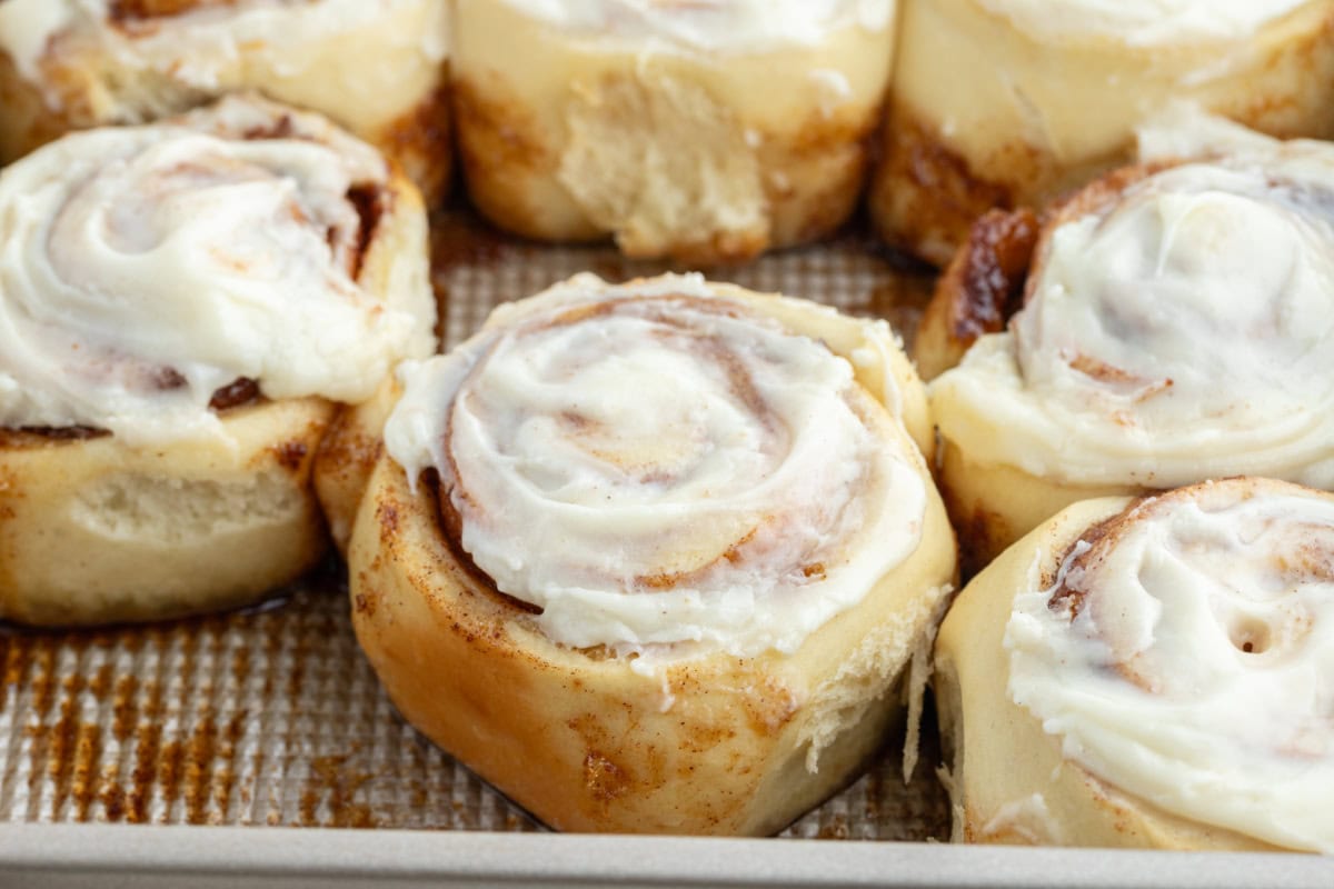 Copycat Cinnabon Cinnamon Rolls - Recipe Girl®